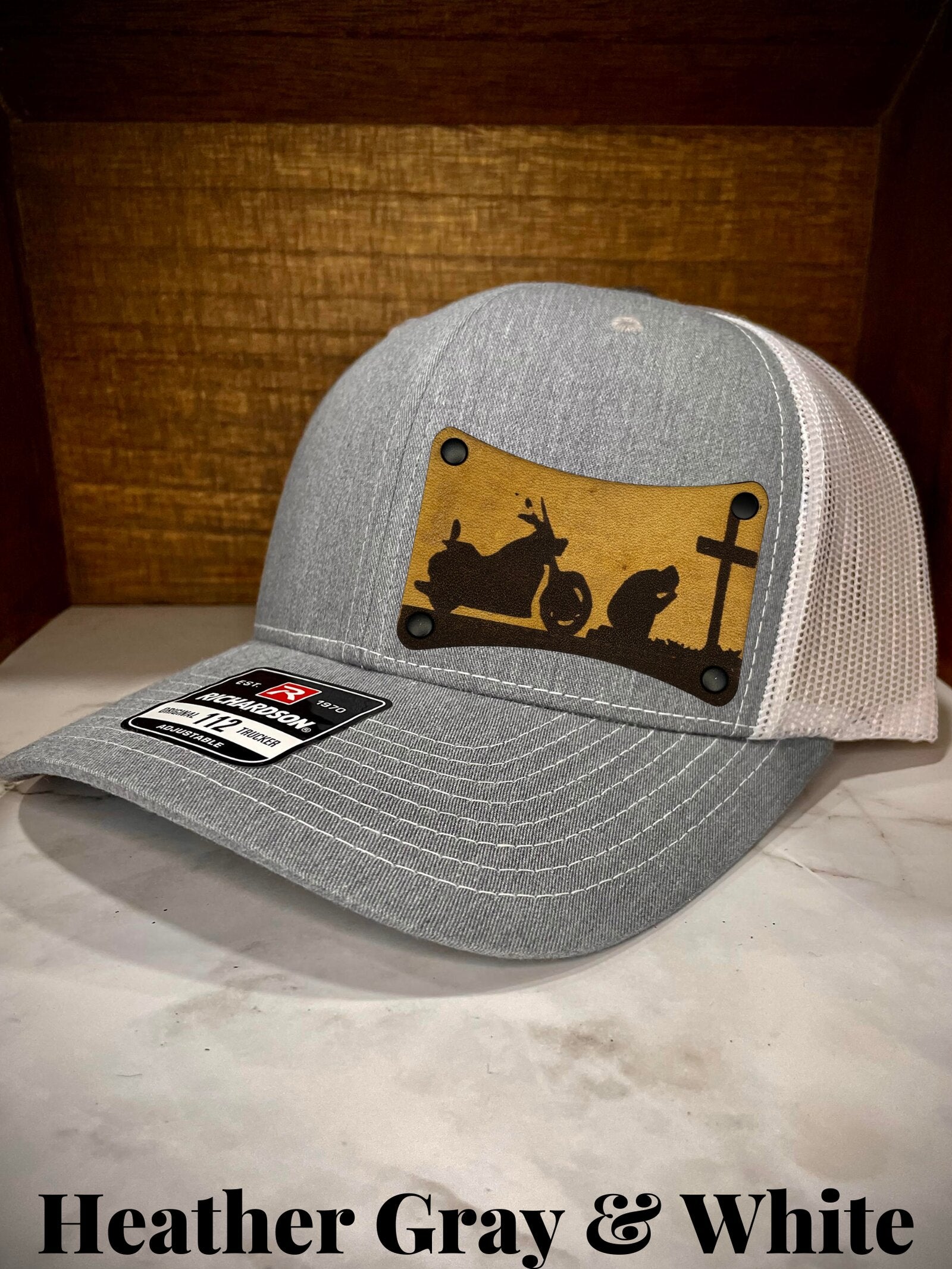 Richardson 112 Kneeling Rider Motorcycle Hat – Doss Custom Leather Works
